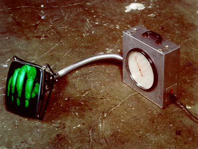 artnet.com Magazine Reviews - Alan Rath at Fred Dorfman