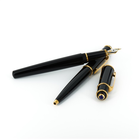 Diabolo de Cartier. Writing set ballpoint pen and fountain pen by ...
