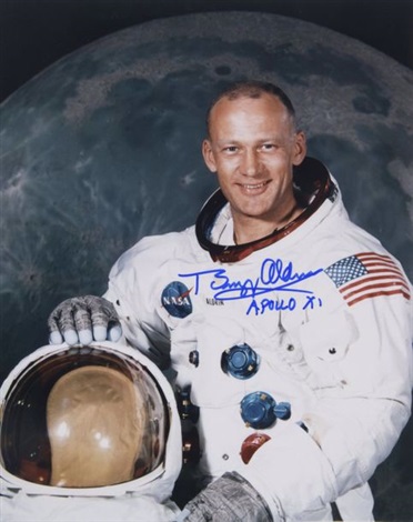 Apollo 11 Buzz ALDRIN posant dans son costume dastronaute by NASA on artnet