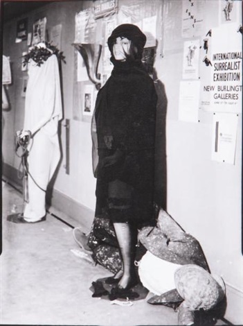 Mannequin dOscar Dominguez, Exposition internationale du Surréalisme by ...