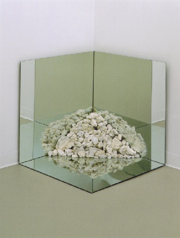 Robert Smithson Mirror