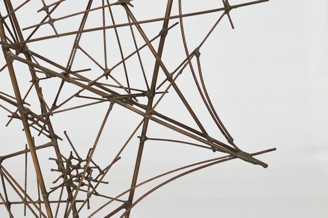 Large Wire sculpture by Glen Davis on artnet