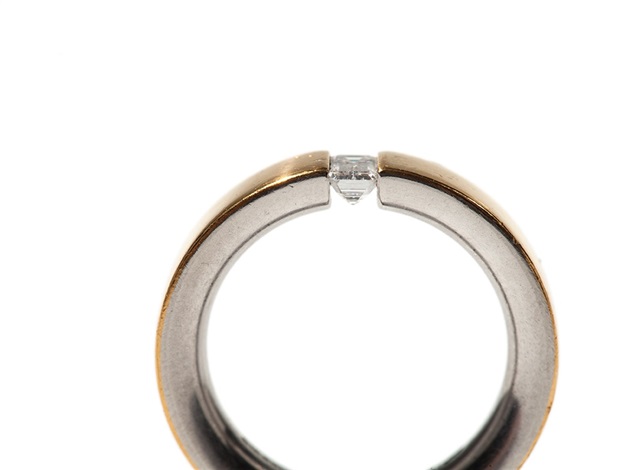 Niessing Tension Ring with a Diamond in Platinum Pure Gold on artnet