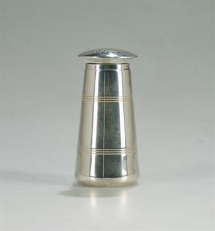 Moritz Hacker, hoher Zuckerstreuer, Wien, 190010 by Moritz Hacker on artnet