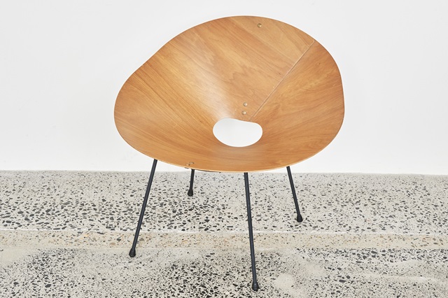 Kone Chair, designed 1948 by Roger McLay on artnet