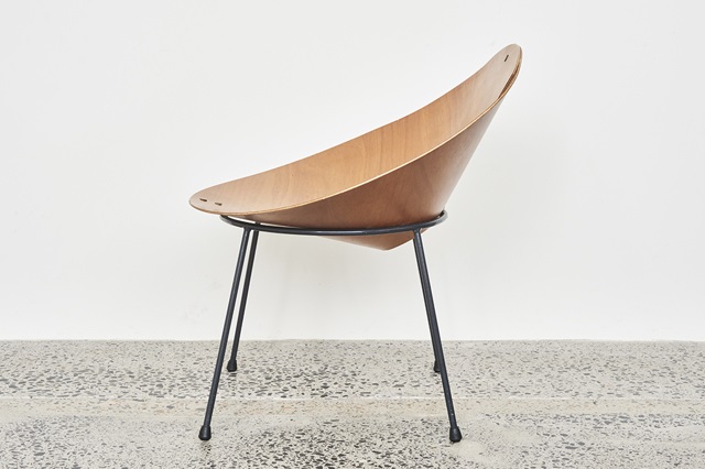 Kone Chair, designed 1948 by Roger McLay on artnet