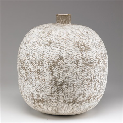 Vech vessel by Claude Conover on artnet