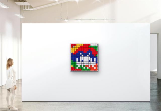 Rubik Camouflage NVDR1-2 by Invader on artnet