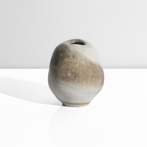 Enclosed Pot by Lucie Rie on artnet