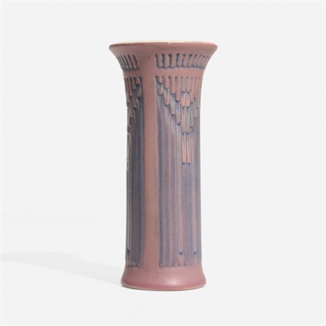 Español vase by Henrietta Davidson Bailey on artnet