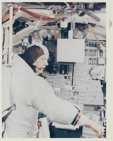 APOLLO 11 NASA RED NUMBER PHOTOGRAPH , NEIL ARMSTRONG TRAINING IN THE ...