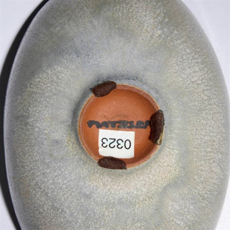 Folded vessel by Gertrud and Otto Natzler on artnet