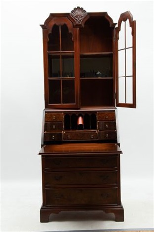 Kittinger Furniture Co. Buffalo, New York Georgian Style Walnut ...