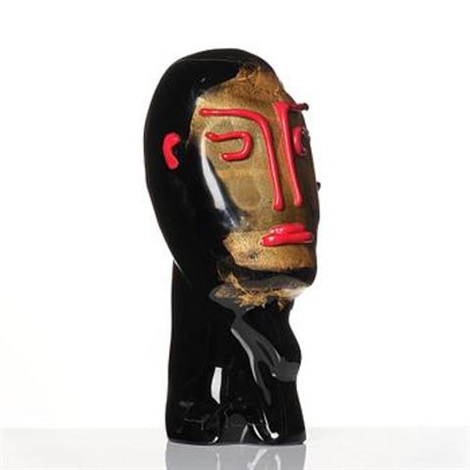 A glass sculpture of a head by Luigi Benzoni on artnet