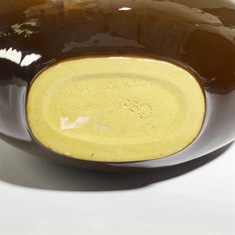 Spotted Jack Rabbit Crow Standard Glaze Native American portrait vase ...