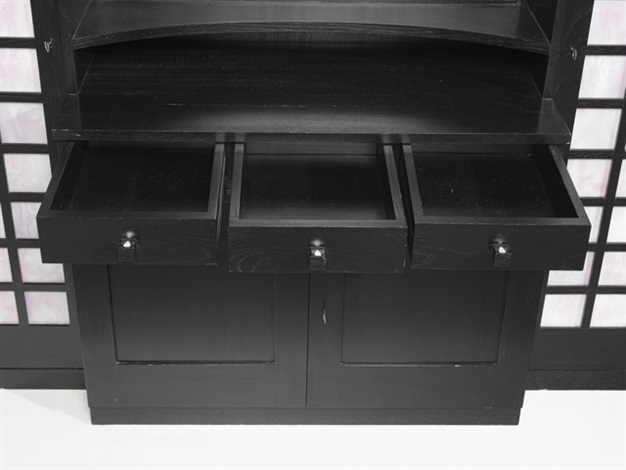 Credenza con pianetto estraibile per Cassina, Meda by Charles Rennie ...