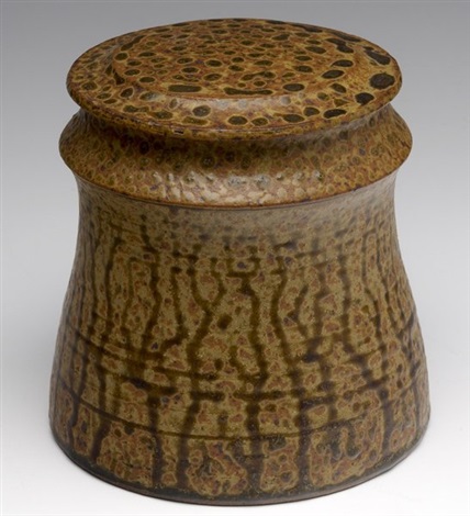Lidded vessel by Val Cushing on artnet