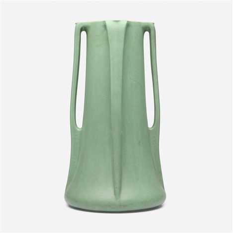 Tall vase, model 251 by William D. Gates on artnet