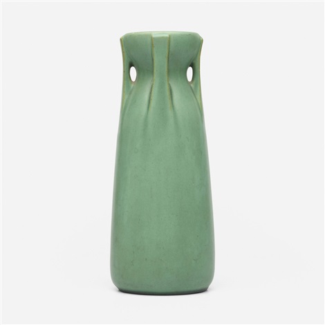 Vase, model 269 by William Bryce Mundie on artnet