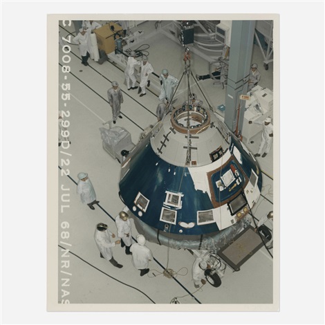 The first spacecraft to carry humans to another world Apollo Spacecraft ...