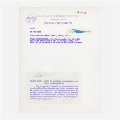 The first spacecraft to carry humans to another world Apollo Spacecraft ...