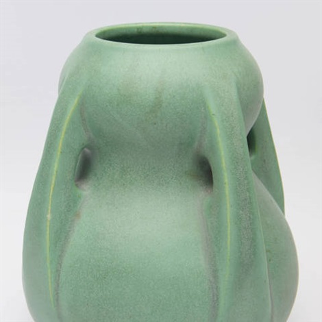 Vase, model 287 by William Bryce Mundie on artnet