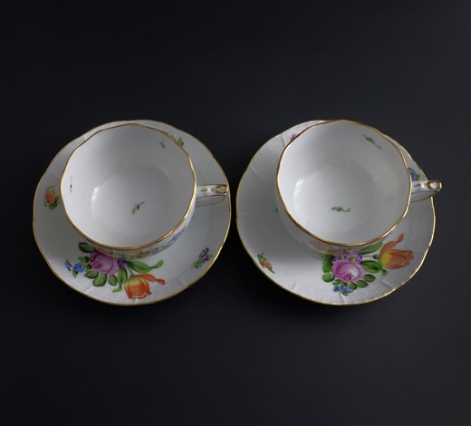 A Pair of Herend Porcelain Printemps Pattern Tea Cups and Saucers by ...