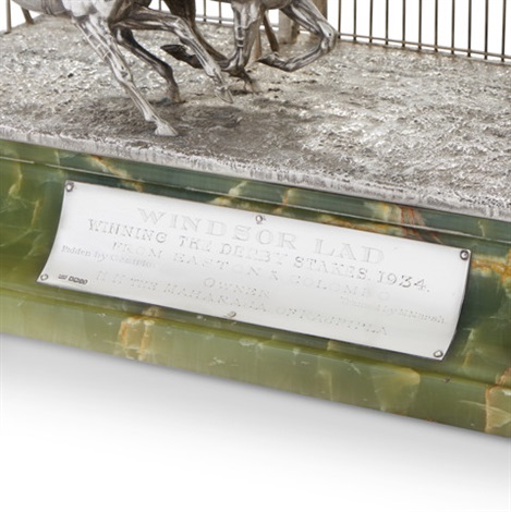 A GEORGE V SILVER RACING SCULPTURE OF THE 1934 DERBY WINNER by Mappin ...