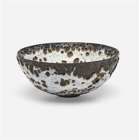Bowl by Gertrud and Otto Natzler on artnet