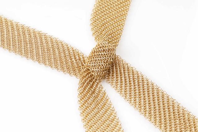 Tiffany Co. Netzhalskette in Schalform by Elsa Peretti on artnet