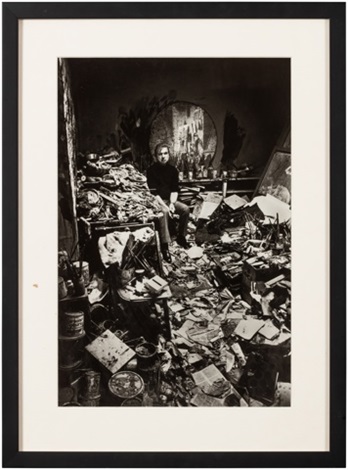 Francis Bacon in his Studio at Reece Mews, London by Carlos Freire on ...