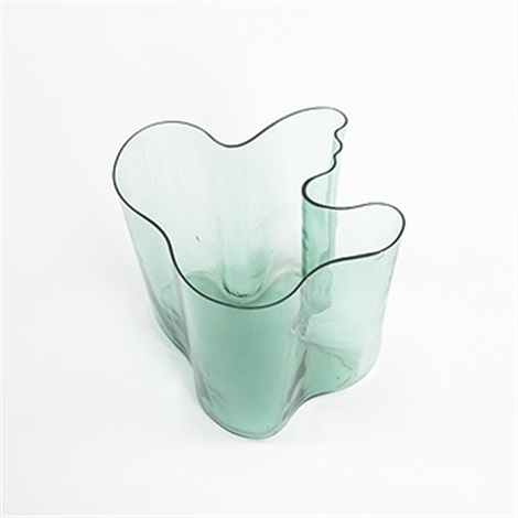 Savoy vase by Alvar Aalto on artnet