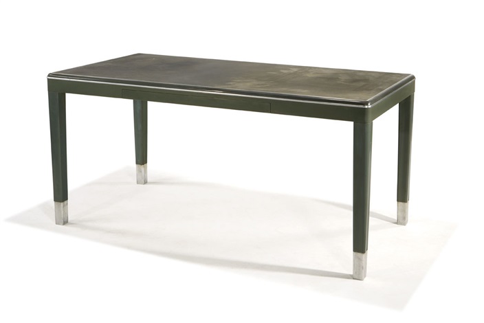 Mode-Maker desk by Raymond Fernand Loewy on artnet