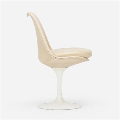 Tulip chair, model 151 by Eero Saarinen on artnet