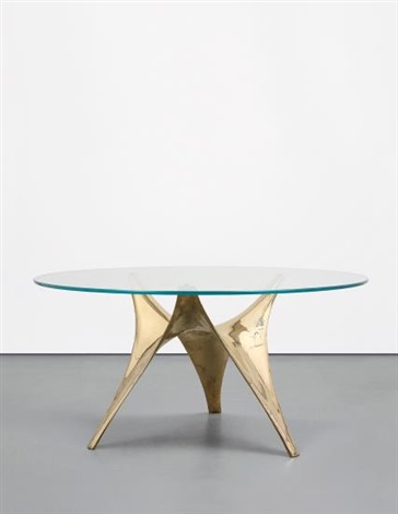 Arc table by Norman Foster on artnet