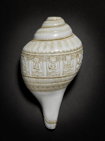 A rare and finely-carved ritual conch trumpet, Qing dynasty, Qianlong ...