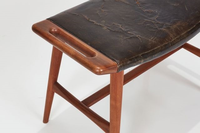 Hans J. Wegner, Piano Bench by Hans J. Wegner on artnet