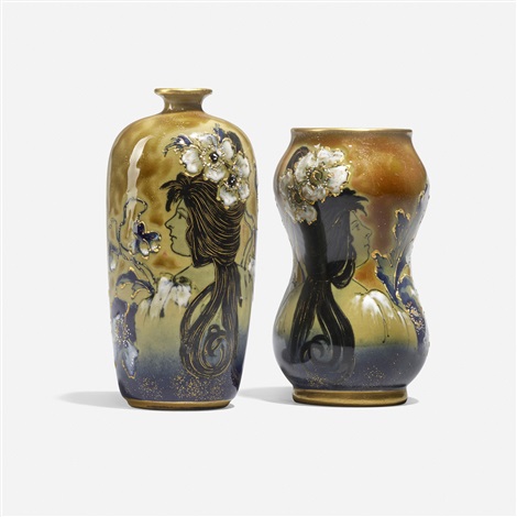 Amphora portrait vases, set of two by Riessner, Stellmacher & Kessel on ...