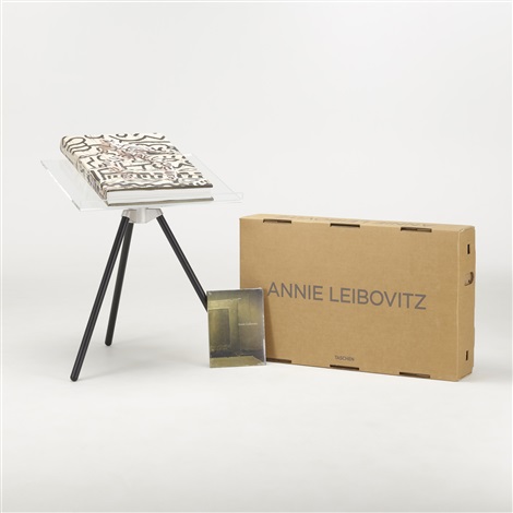 SUMO by Annie Leibovitz on artnet