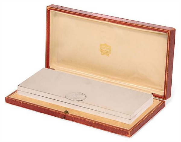 Cigarette box by Cartier (Co.) on artnet