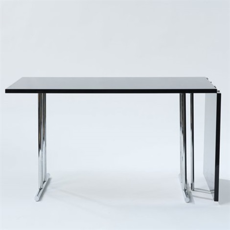 Folding table Lou Perou by Eileen Gray on artnet