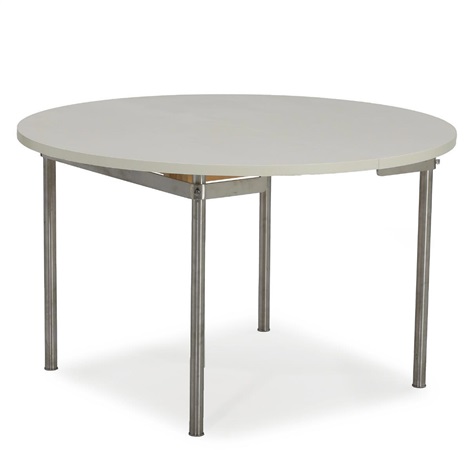 CH 388 A circular dining table with extension and two chipboard extra ...
