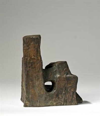 Kleine sitzende Figur by Fritz Wotruba on artnet