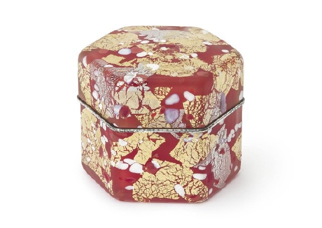 Handblown glass covered box Tatsuta by Kyohei Fujita on artnet