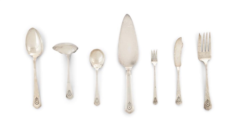 Wallace Antique Sterling Silver Flatware Set by R. Wallace & Sons (Co ...