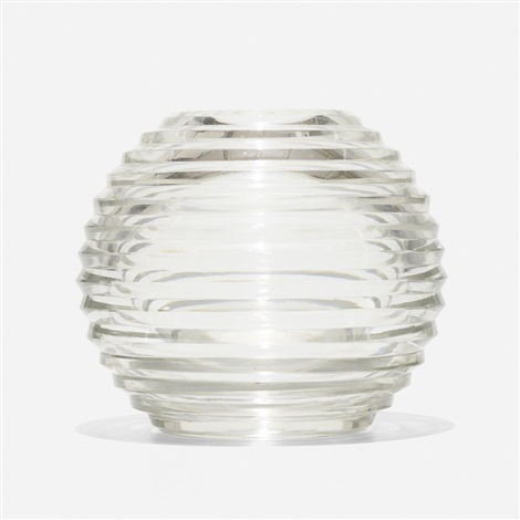 vase by Walter Dorwin Teague on artnet