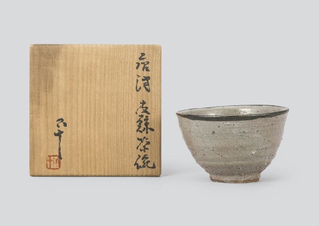 Karatsu tea bowl by Nishioka Koju on artnet