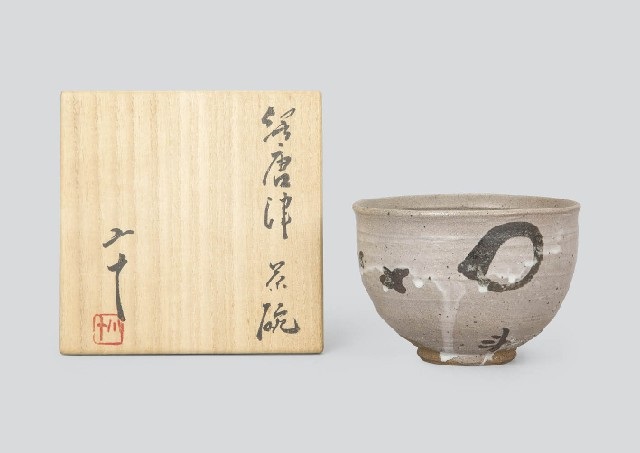 E-karatsu tea bowl by Arakawa Toyozo and Nishioka Koju on artnet