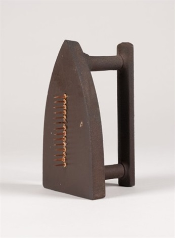 CADEAU by Man Ray on artnet
