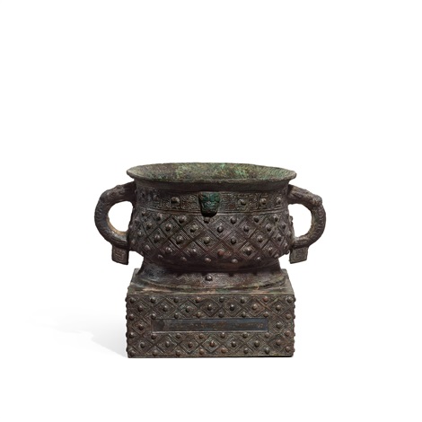 A bronze ritual food vessel, gui, Early Western Zhou dynasty on artnet